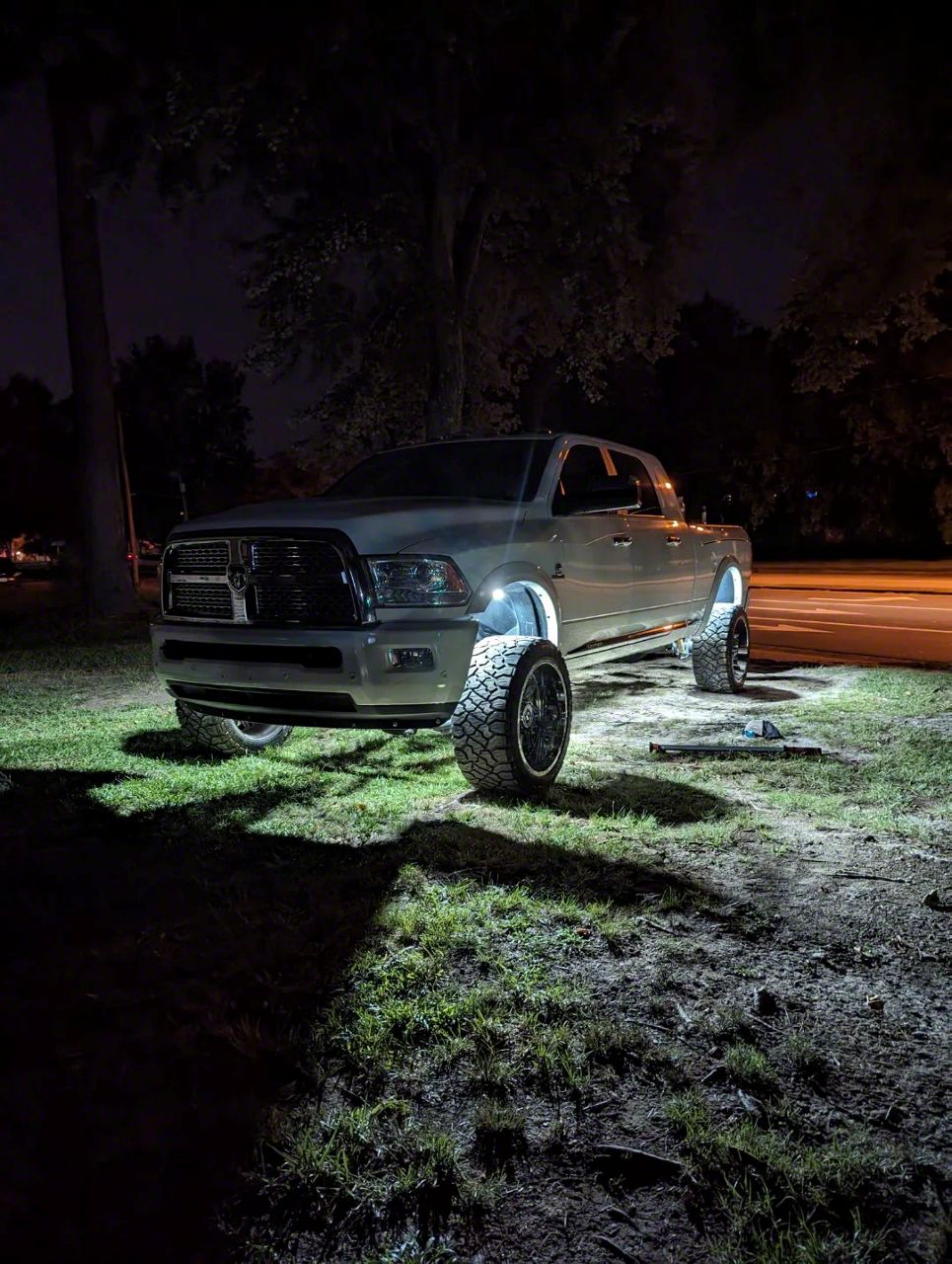 Black Flag Lighting F-250 Super Duty 104 LED Chip Pure White Rock ...