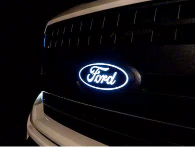 Ford F-350 Super Duty LED Illuminated Ford Grille Emblem for Forward ...
