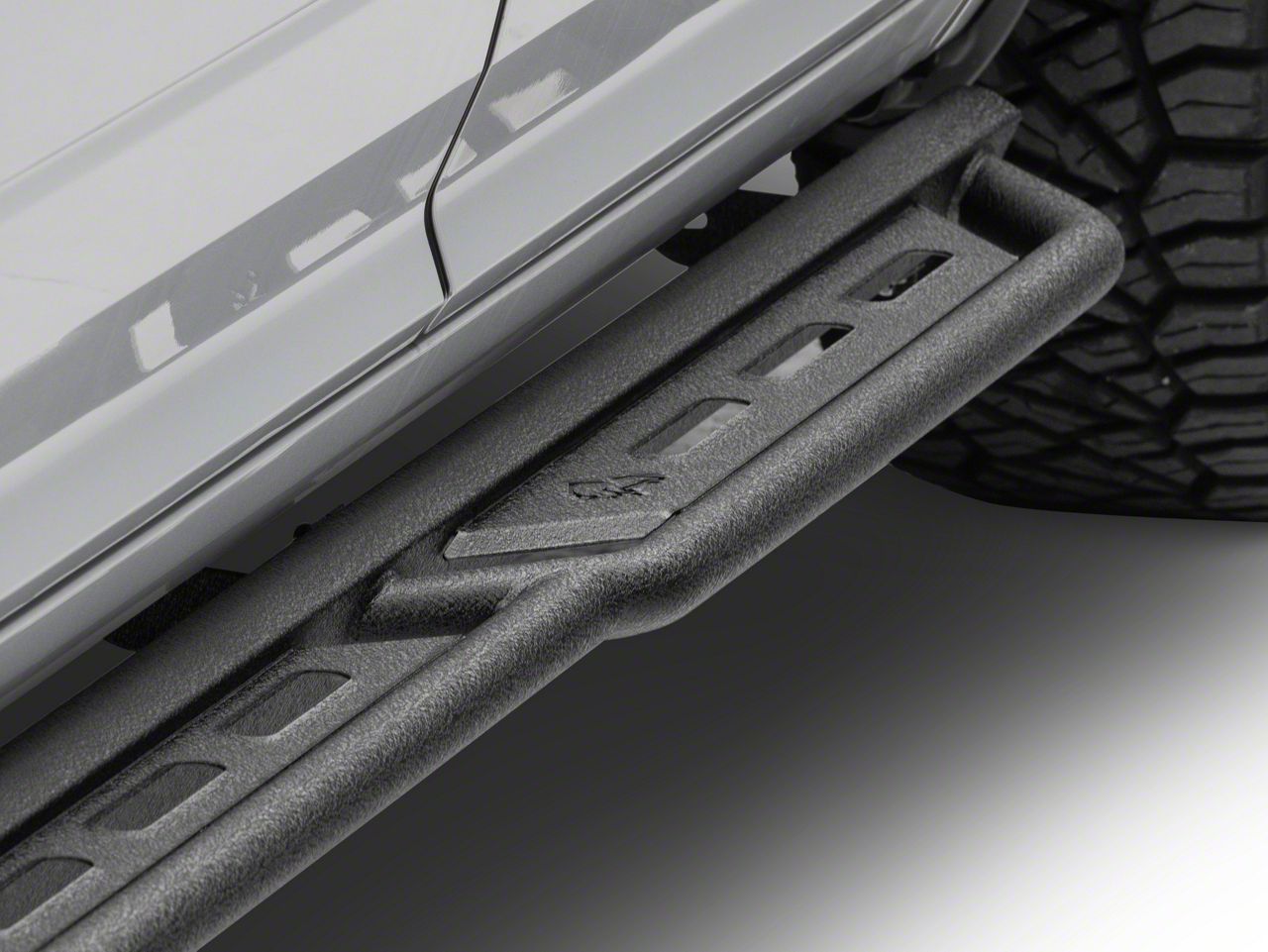 RAM 1500 Rocker Steps (09-18 RAM 1500 Crew Cab) - Free Shipping