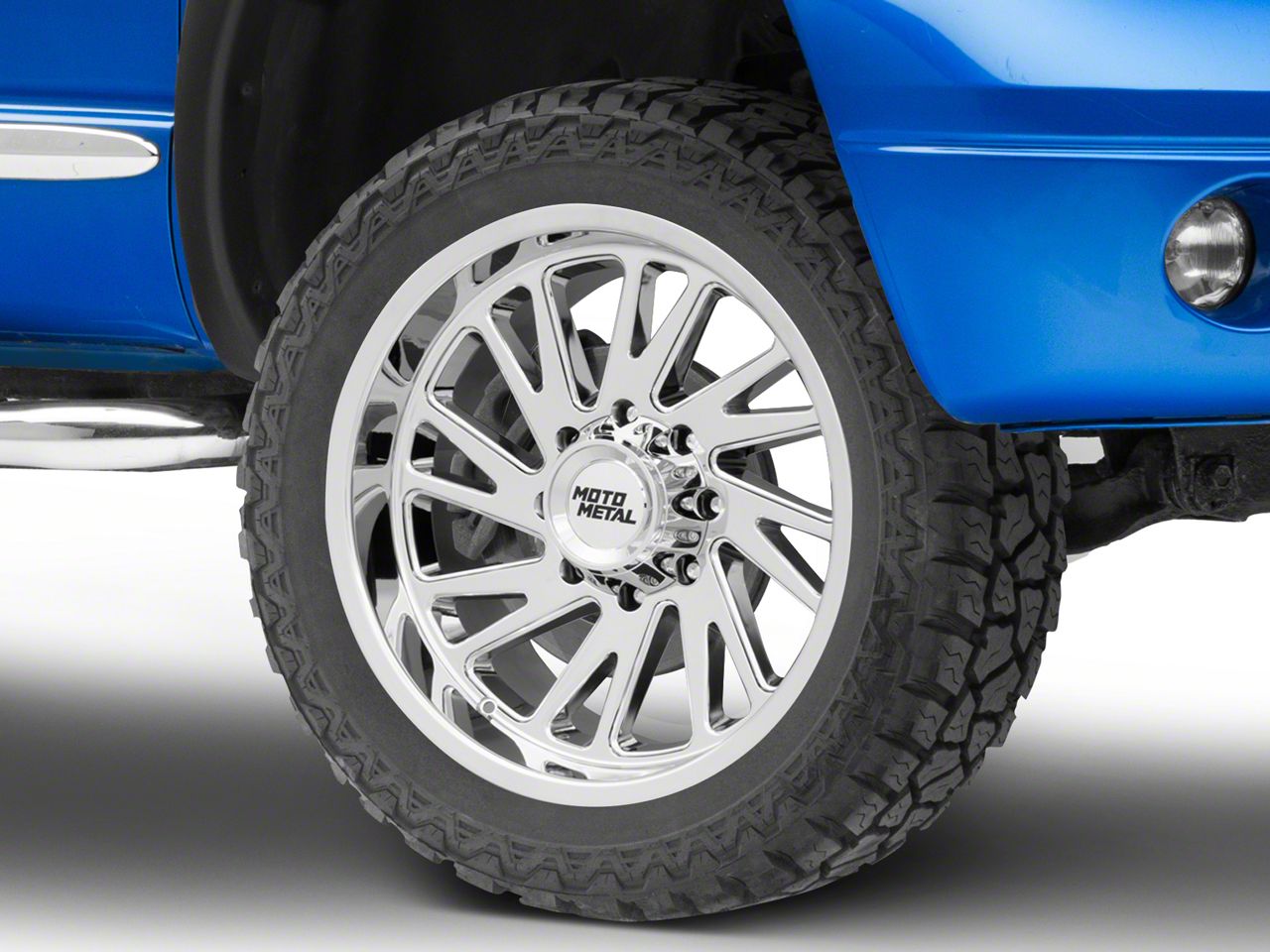 Moto Metal RAM 1500 Combat Chrome 8-Lug Wheel; 22x10; -18mm Offset ...