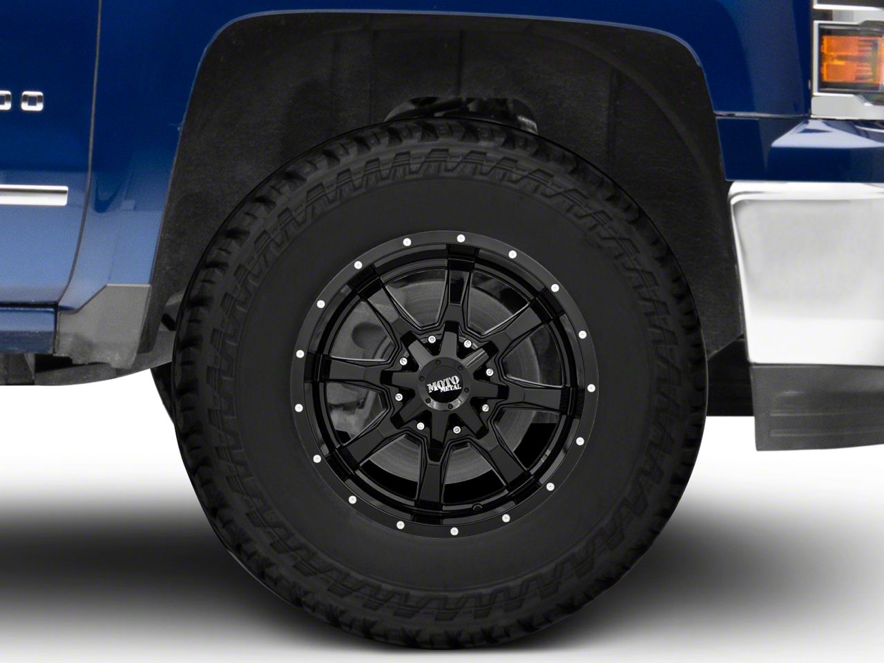 Silverado 1500 18x10 Moto Metal MO970 Wheel & 33in Atturo All-Terrain ...