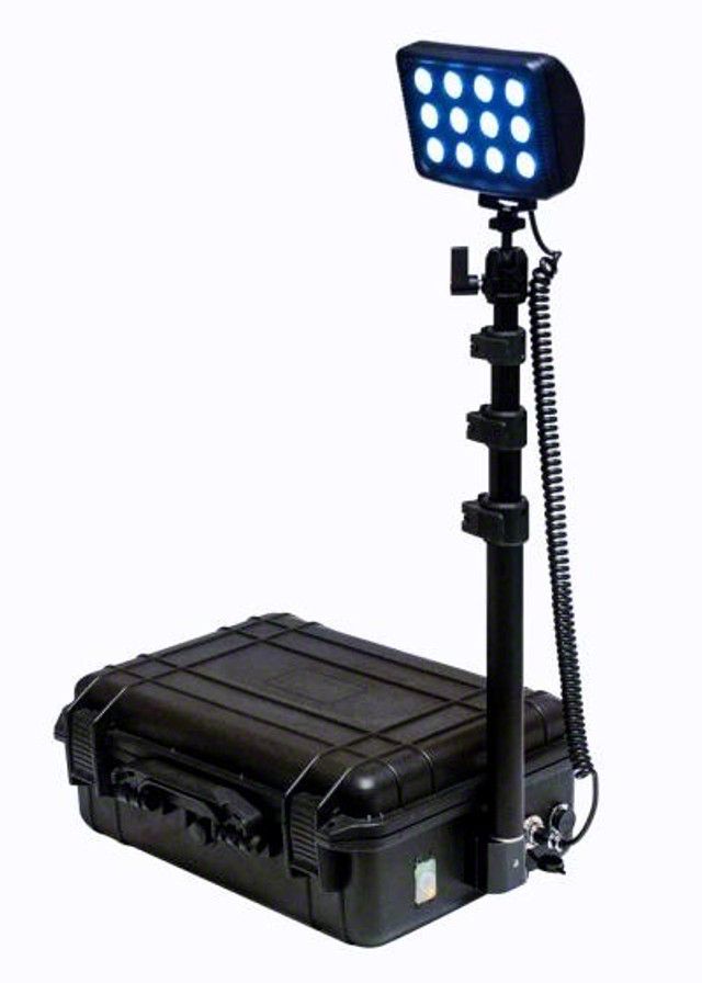 Quake LED RAM 1500 XL-200 Portable Light System QPL225 - Free Shipping