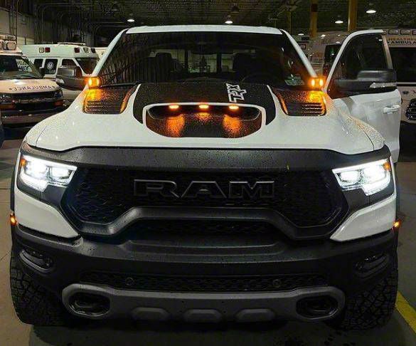 RAM 1500 Pillar LED Lights with Mounting Brackets (19-25 RAM 1500 ...