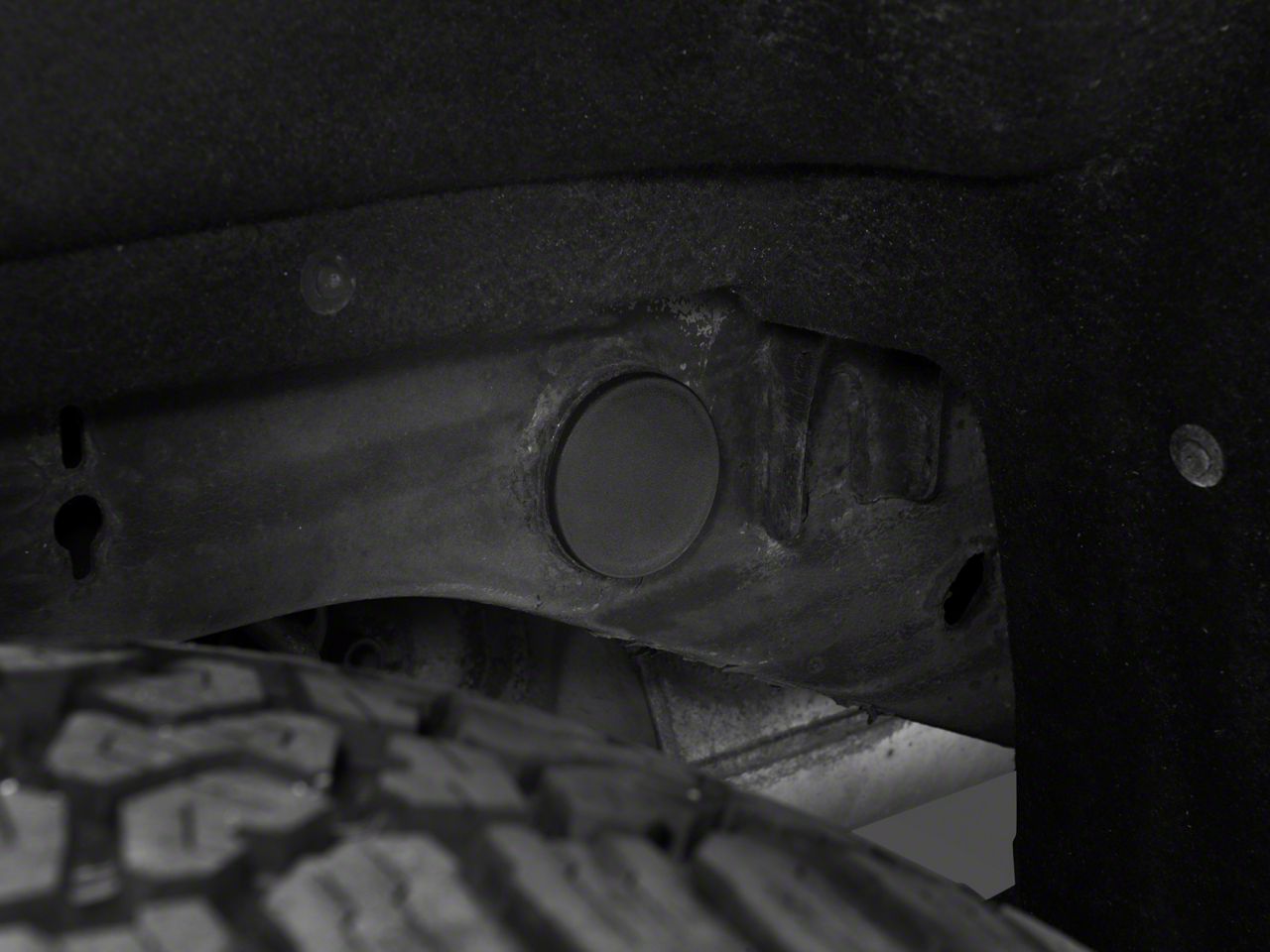 RedRock Silverado 1500 Frame Hole Plugs S141492 (14-18 Silverado 1500 ...