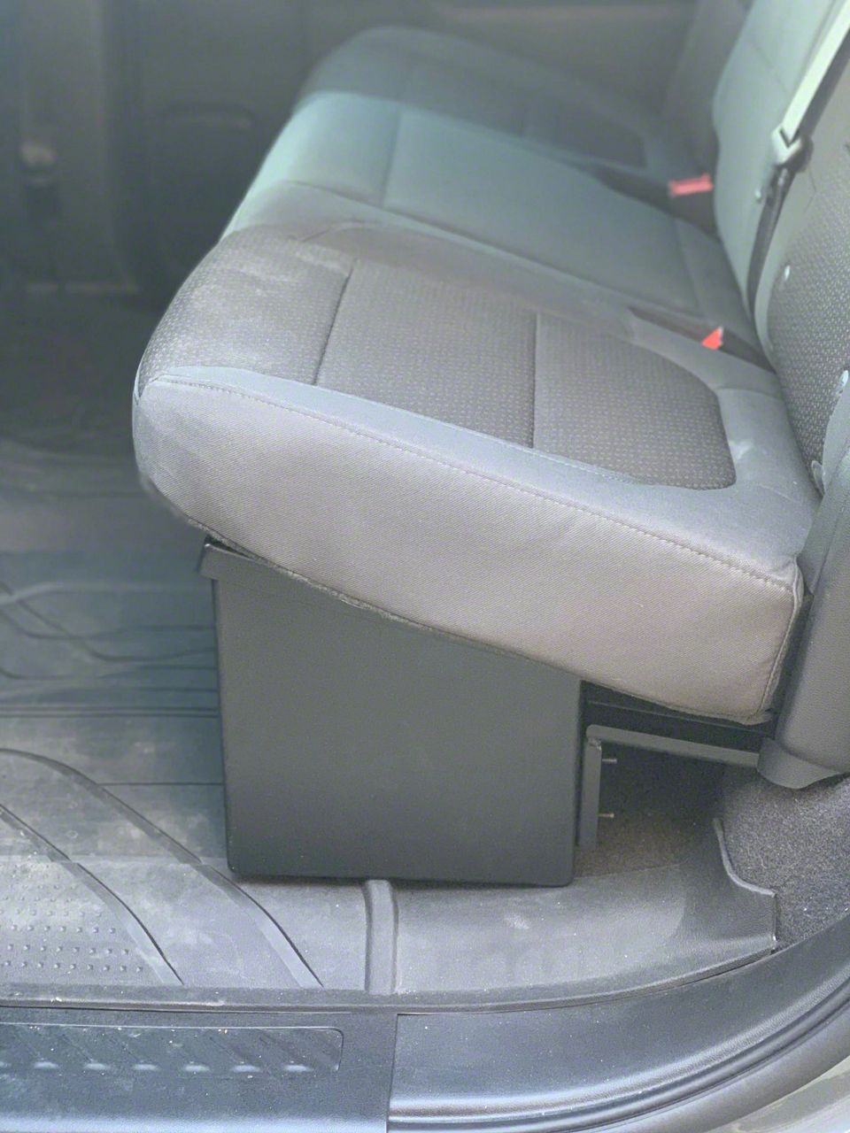 Silverado 2500 Lockable Rear Under Seat Storage (20-25 Silverado 2500 ...