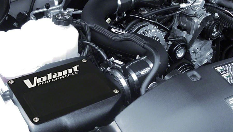 Volant Silverado 1500 Closed Box Cold Air Intake with MaxFlow 5 Oiled Filter 15843 (99-06 4.3L ...