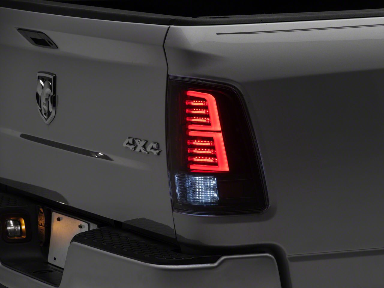 2011 dodge ram 1500 tail lights store